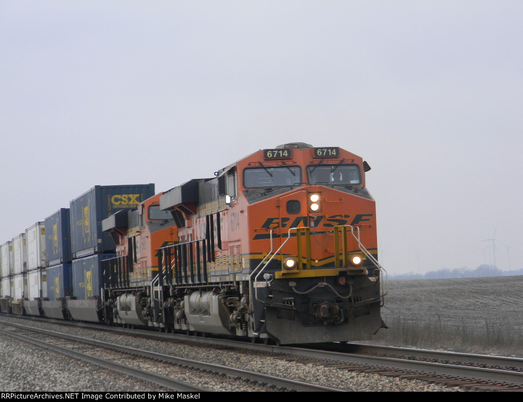 BNSF 6714